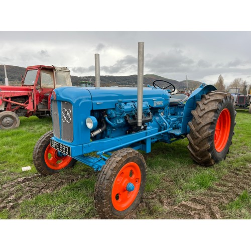 Fordson Major tractor. Runs and drives V8 Perkins engine. V5. Reg SFE 993