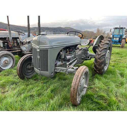 Ford 9N tractor. 1940. All running, brakes good, hydraulics good ...