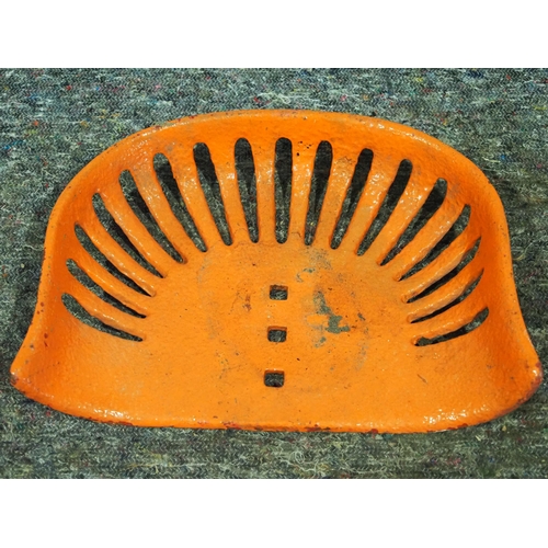 Cast iron seat - Plain
