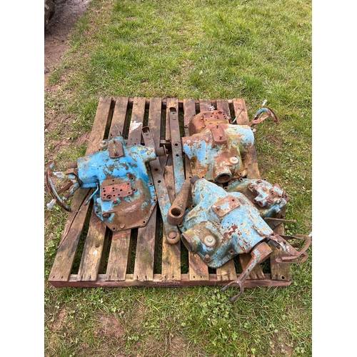 Fordson Super Major and new performance hydraulic top parts