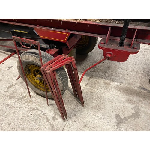 Jones Tiger Stationary baler, 1948. Fully restored and ready to work ...