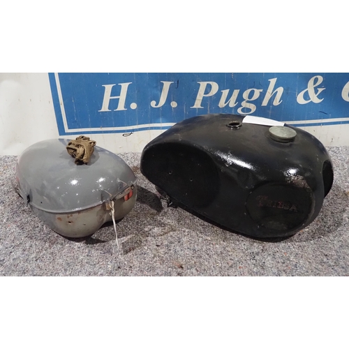 Triumph Tiger Cub fuel tank and Triumph/BSA tank