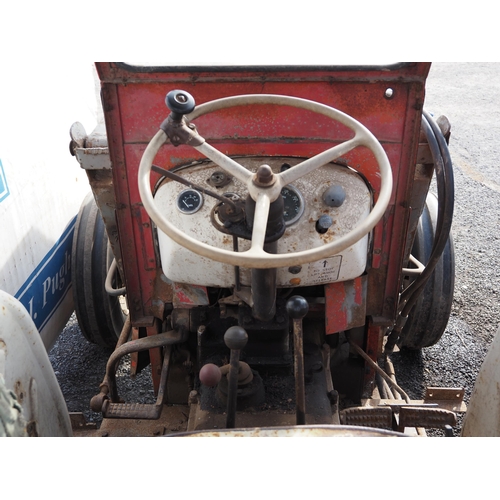 David Brown 780 Selectamatic tractor. Fitted with 12 speed gearbox ...