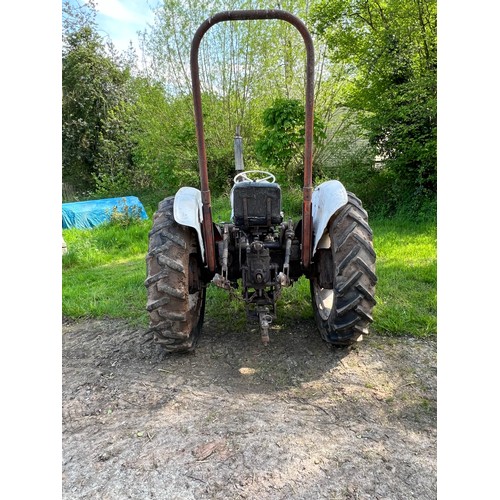 David Brown 990 Selectamatic tractor. 1966. Engine was working but now ...