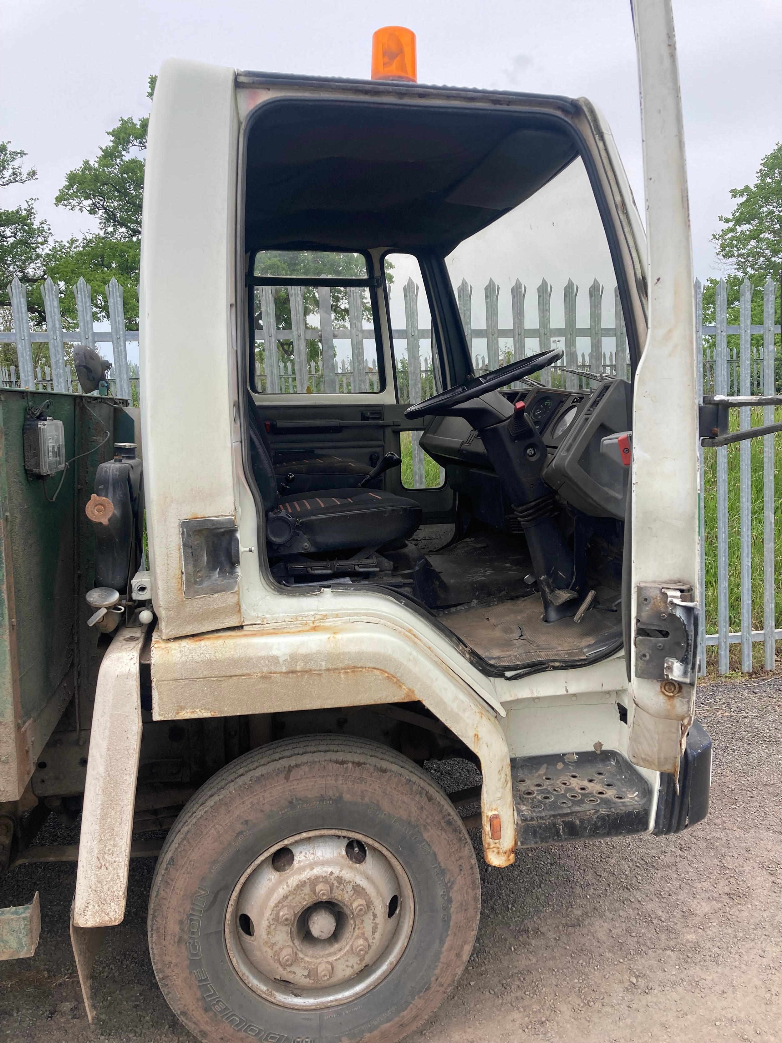 Ford Cargo lorry 0813. MOT until Jan 2025. V5 and keys in office