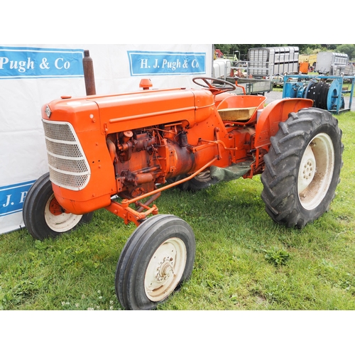 Allis Chalmers ED40 tractor. Reg. 556 PRT. V5 and key in office