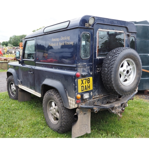 Land Rover Defender 90 TD5. Reg. X78 DAH. MOT until 19/11/24. V5 and ...