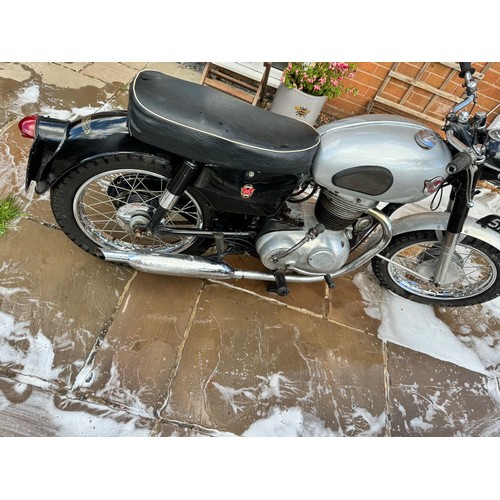 Matchless G2 250cc motorcycle. 1965. Runs and drives, petrol. V5