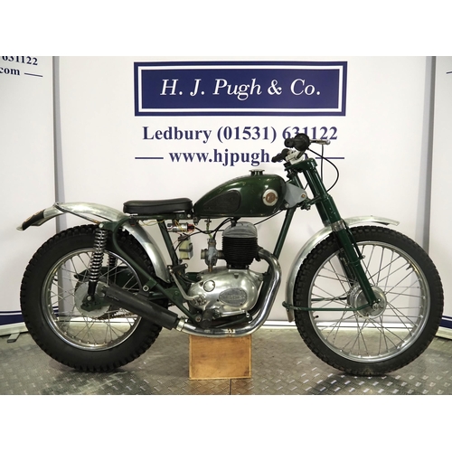 Francis Barnett motorcycle. 1960. 197cc Frame No. 89162 Engine No. V20T ...