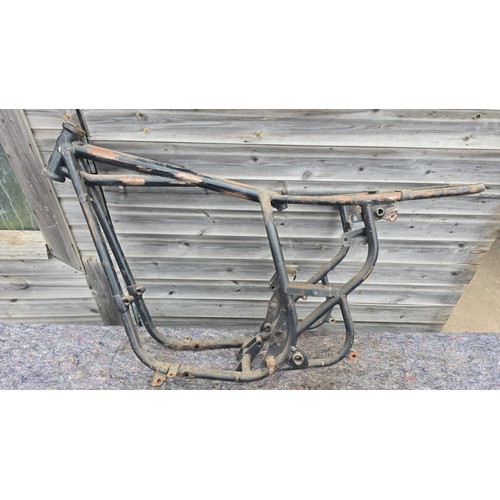 BSA A65 closed loop frame