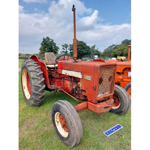 International 523 agromatic tractor, fitted with a pick up hitch and ...
