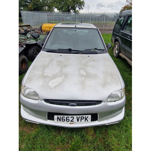 Ford Escort LX hatchback.1996. 1597cc. Runs and drives, MOT until 07/25 ...