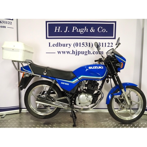 Suzuki GS125E motorcycle. 1991. 124cc. Runs and rides. Mot until 13/10 ...