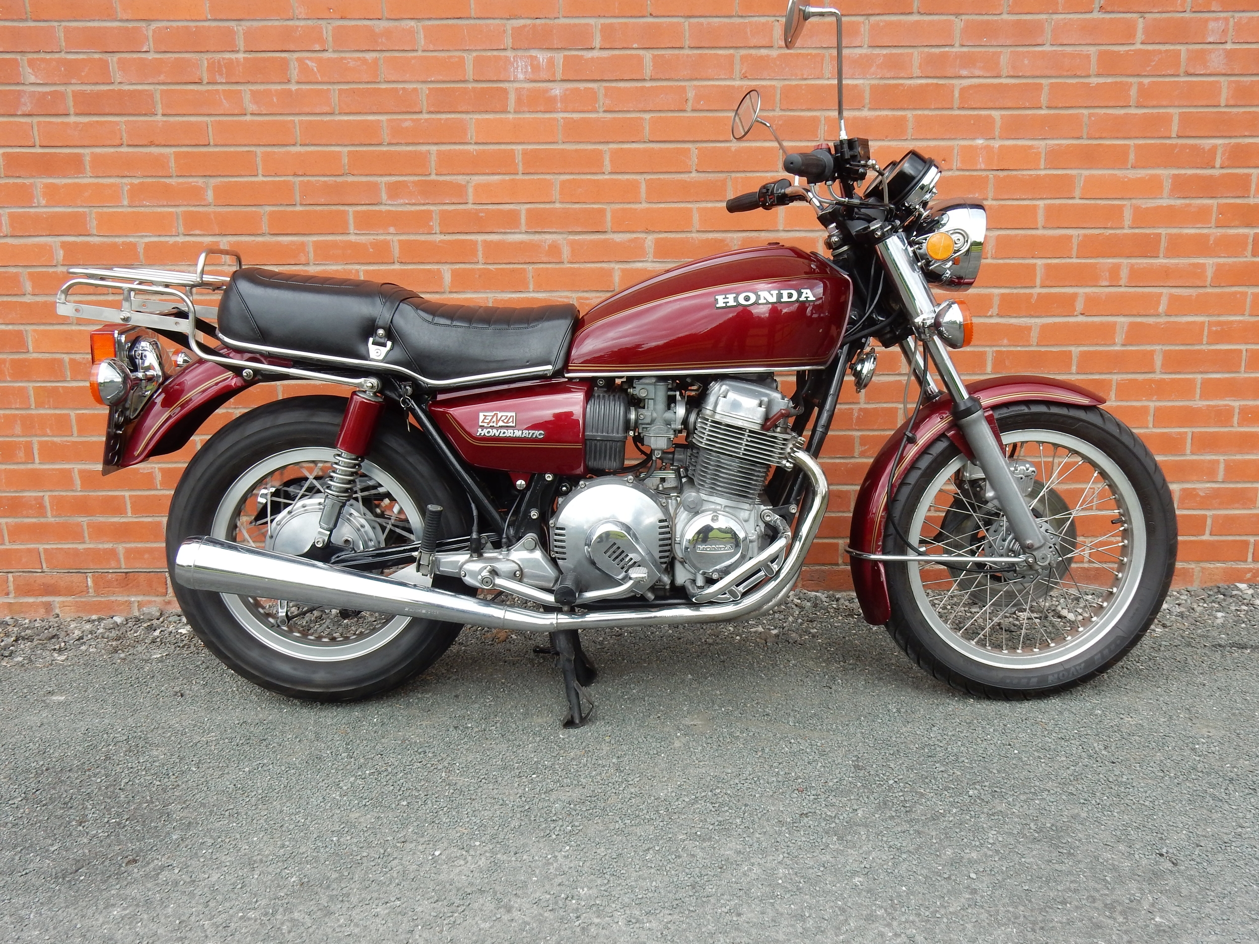 Honda 750 automatic motorcycle. 1995. 749cc Engine turns over. Import. Reg. DGJ 571S. V5 and large
