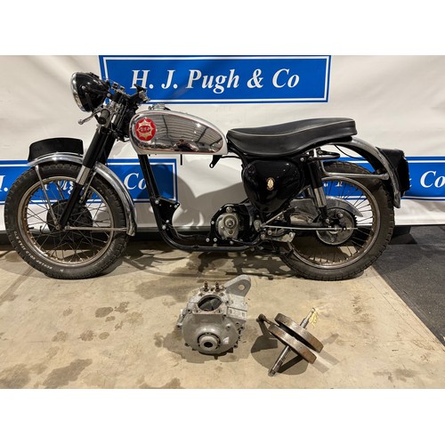 BSA B33 Goldstar replica motorcycle project. Frame No. CB31.13339 ...