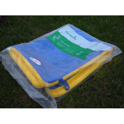 Plant nappy/oil spill containment