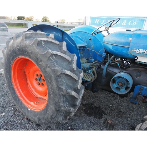 Fordson Major 4WD tractor. 6 Cylinder, runs well, good tyres. High rise ...
