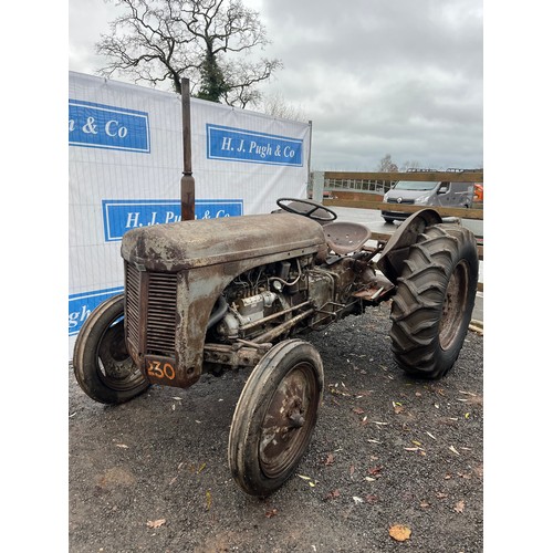 Ferguson TEF 20 tractor. Runs and drives