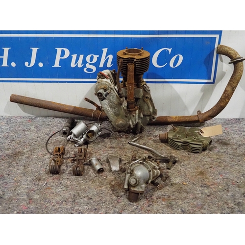 Velocette KTT 1935 engine parts with bronze head, carburettor etc ...