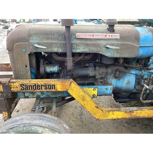Fordson Super Major tractor. C/w Sanderson fitted forklift. No docs
