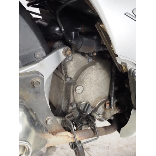 Honda SH125-3 motorcycle. 125cc. 2004 Non runner. Reg. WF04 FVP. V5. key