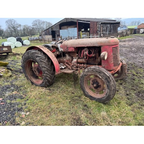 David Brown Cropmaster tractor. Spares or repair