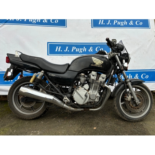 Honda CB750-F2N motorcycle project. 1993. 748cc Reg K337 VJU. V5. No keys