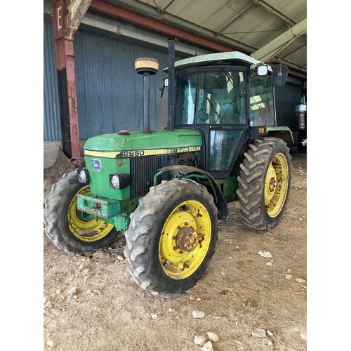 John Deere 2850 tractor. 1987. Showing 8357 hours. Average condition ...