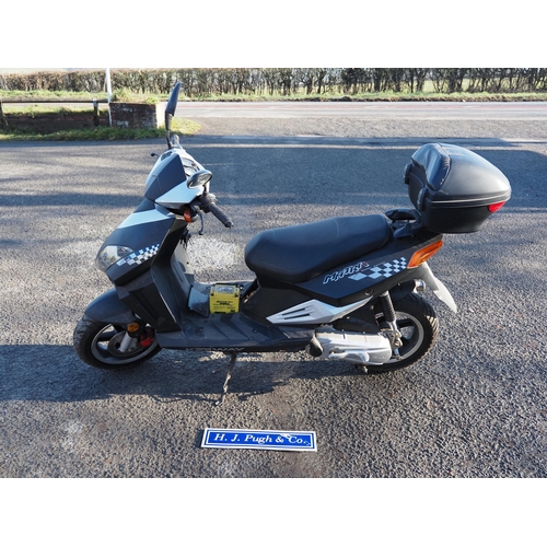 Keeway Scooter ‘Matrix’ 50cc Unregistered, purchased new from the ...