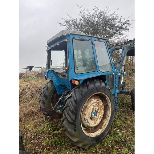 Ford 4610 tractor. C/w loader, runs and drives. Showing 3161 hours