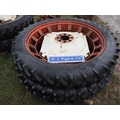 Ford row crop wheels and tyres 230/95R44