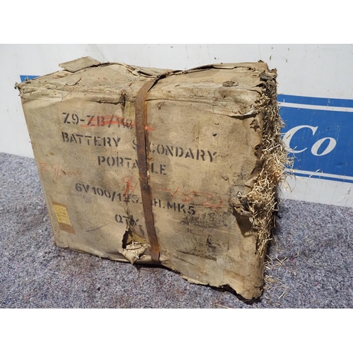 MOD 6v portable battery made by CB Ltd in 1954 for the Army, unused and ...