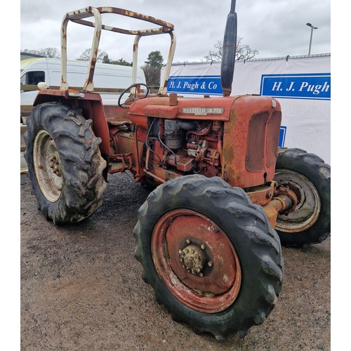 Nuffield 470 Super 4wd tractor. S/n 60N/2/2367/Z - 92322