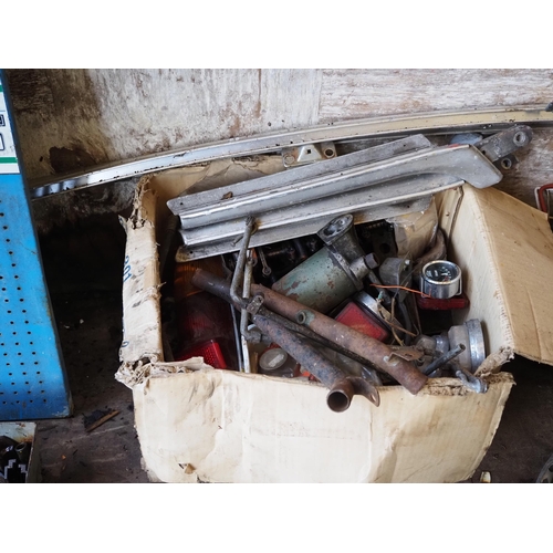 Assorted MG midget parts