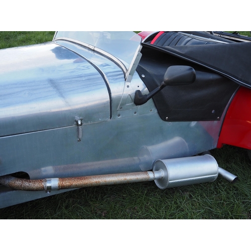 Locust 7 kit car. 1600cc Runs and drives. MOT expired on 12/06/24 ...