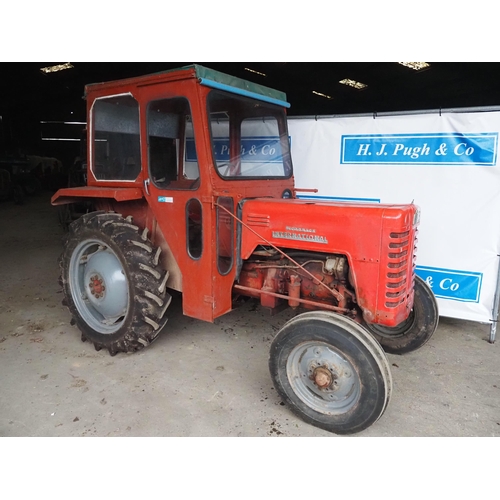 International B250 tractor. Runs and drives, c/w Lambourne cab