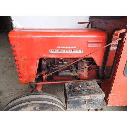 International B250 tractor. Runs and drives, c/w Lambourne cab