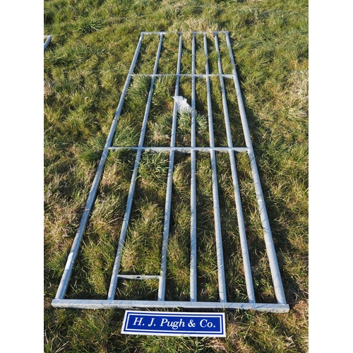 Bateman 10ft gate 7 bar