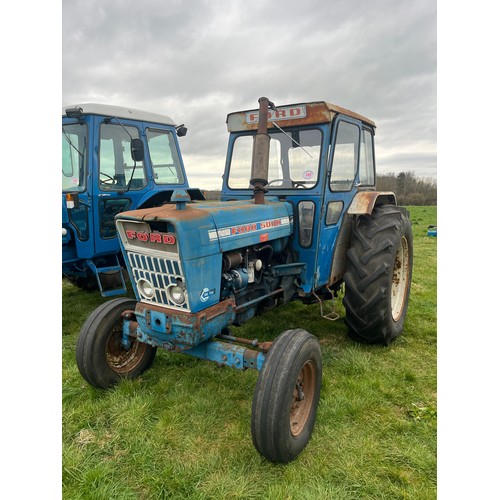 Ford 5000 tractor. Dual Power, showing 9130 hours. C/w Fieco cab, pick ...