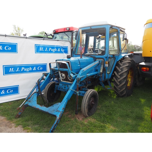 Ford 4600 tractor with loader and power steering. Reg. TLG 651R. Key in ...