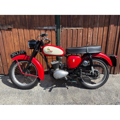 BSA Bantam D7 motorcycle. 1959. 175cc Frame No. D7 6350 Engine No. ED7 ...