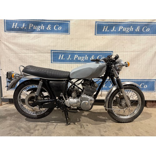 Triumph T160 Trident motorcycle project. Matching numbers. Delivered to ...