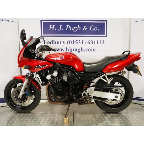 Yamaha Fazer FZS600 motorcycle. 1999. 599cc Runs and rides. Reg. S144 ...
