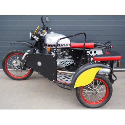 Yamaha/EML sidecar outfit. 1981. 653cc Runs and rides. Sorned 18/02/25 ...