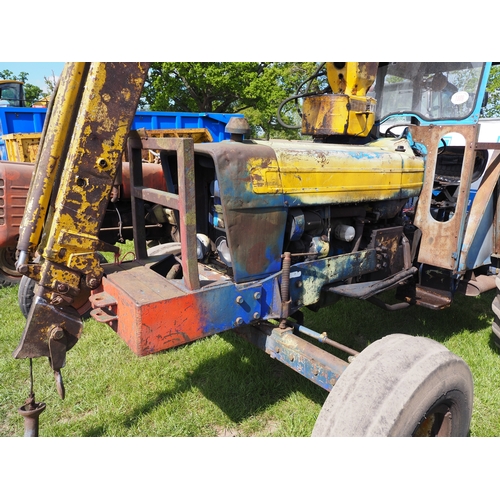 Ford 5000 tractor. With Cotil loader crane. Runs and drives ...