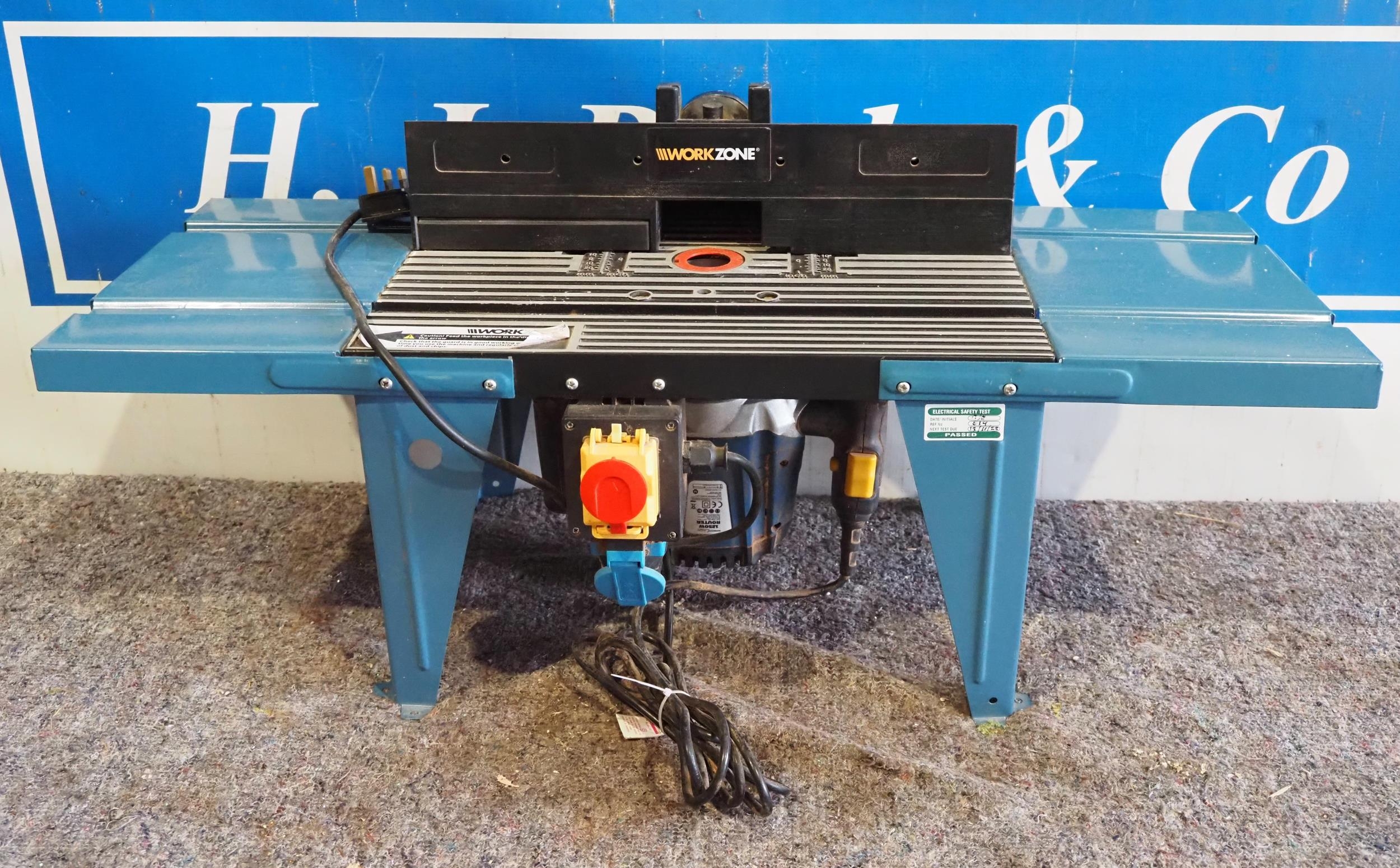Workzone router table with router 240v