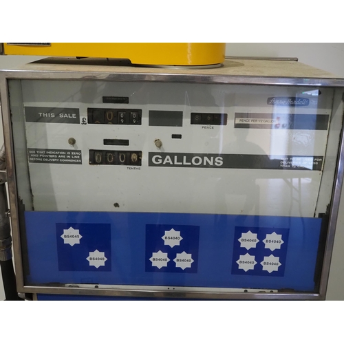 Avery Hardoll petrol pump with National Logo