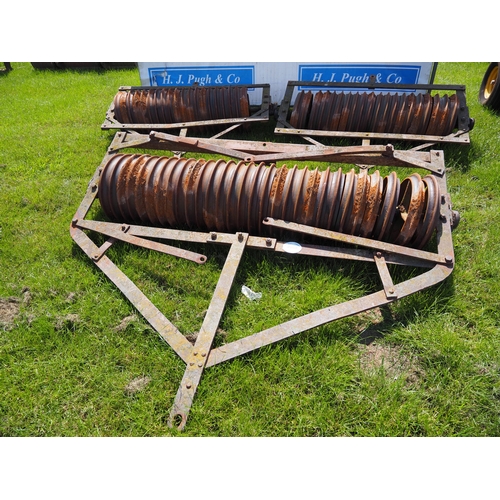 Triple gang Cambridge rolls