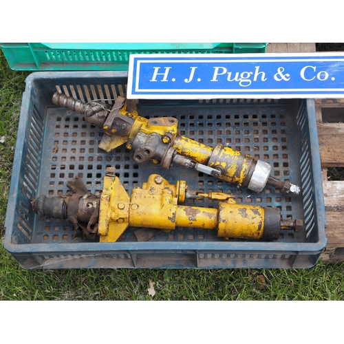 Massey Ferguson Industrial power steering units - 2