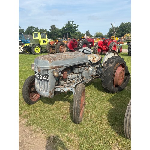 Ford Ferguson 9N tractor. 1940. Barn stored since 1984. Serial no ...